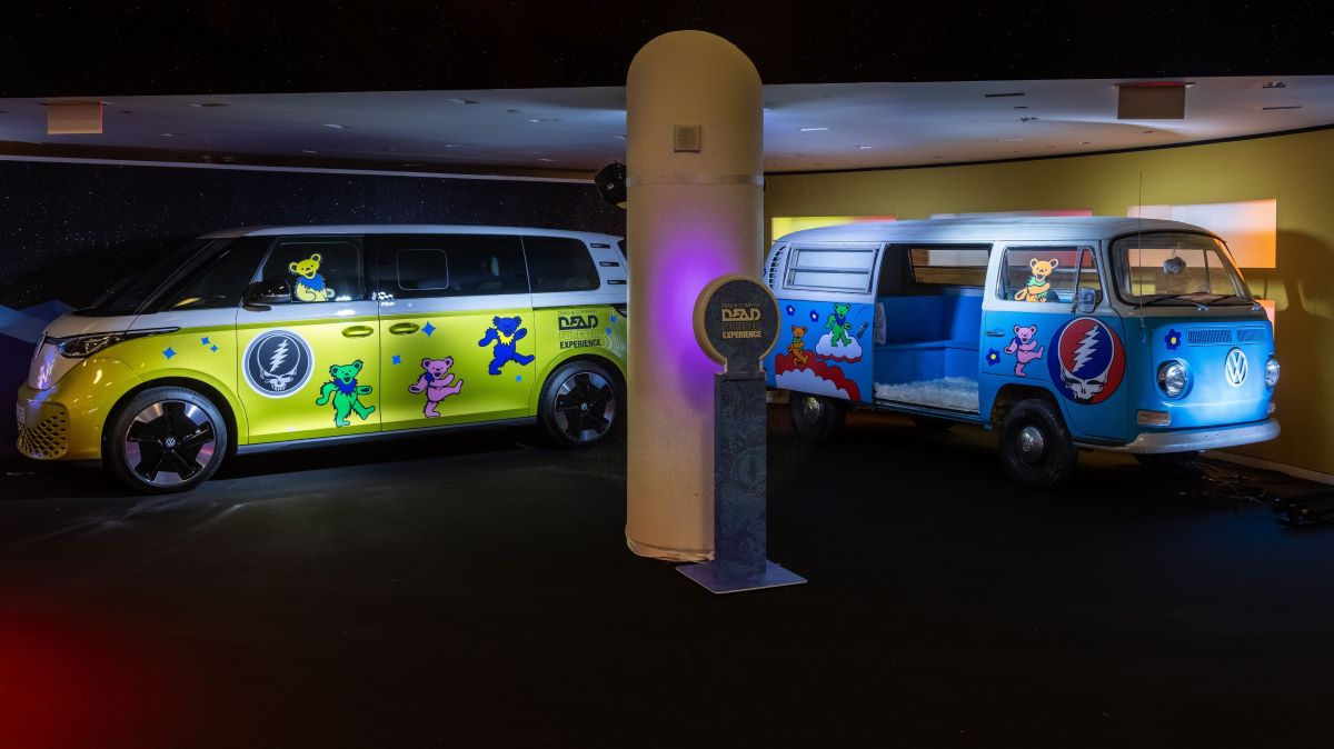 El Volkswagen ID.Buzz aparecerá en la 'Experiencia Dead Forever' de ...